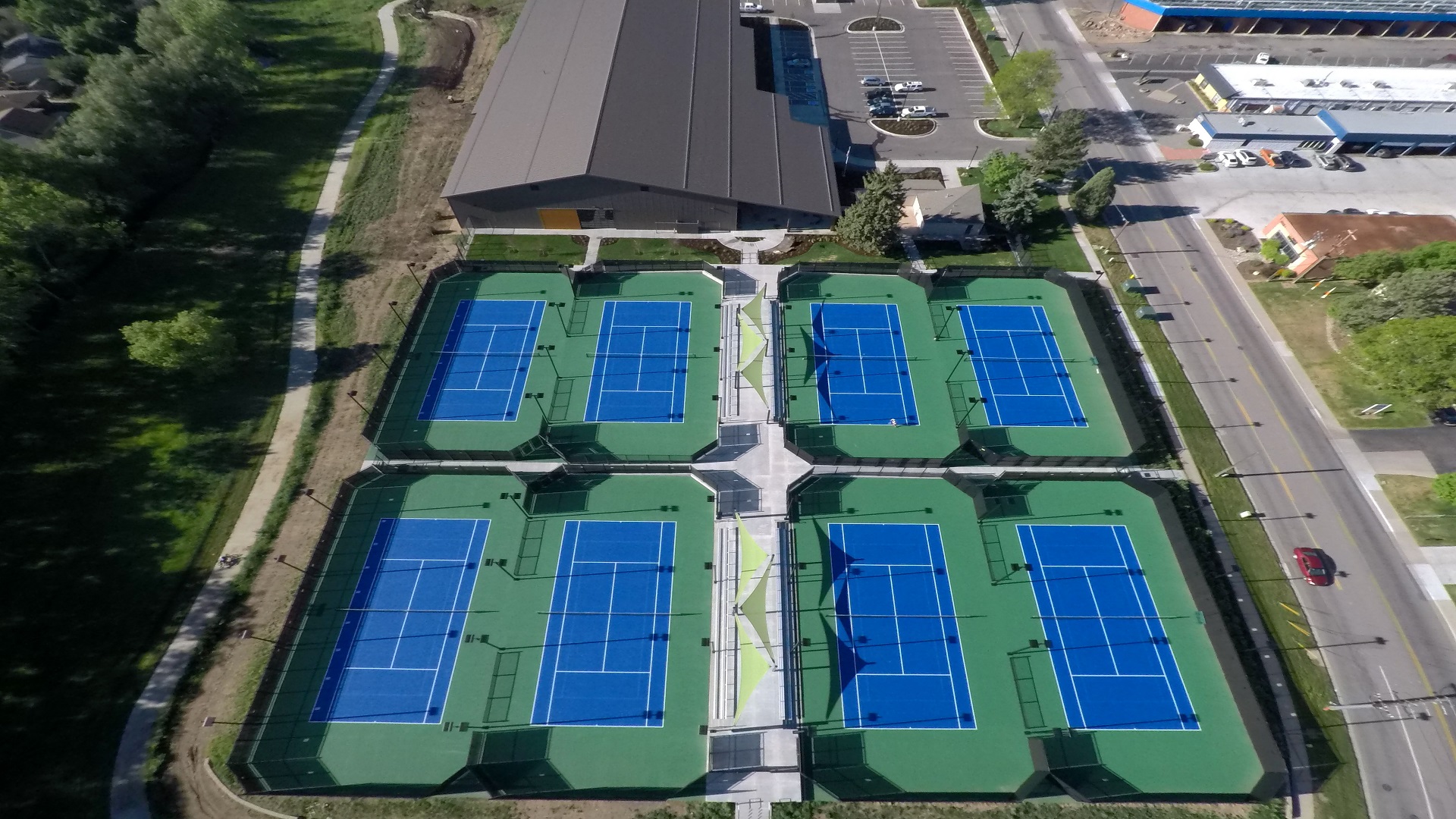 Two Renner Tennis Facilities Honored for Excellence - Beynon